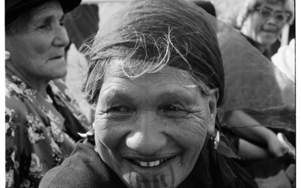 Acclaimed documentary photographer Ans Westra dies | RNZ News