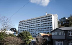Bid to give Gordon Wilson Flats heritage status | RNZ News