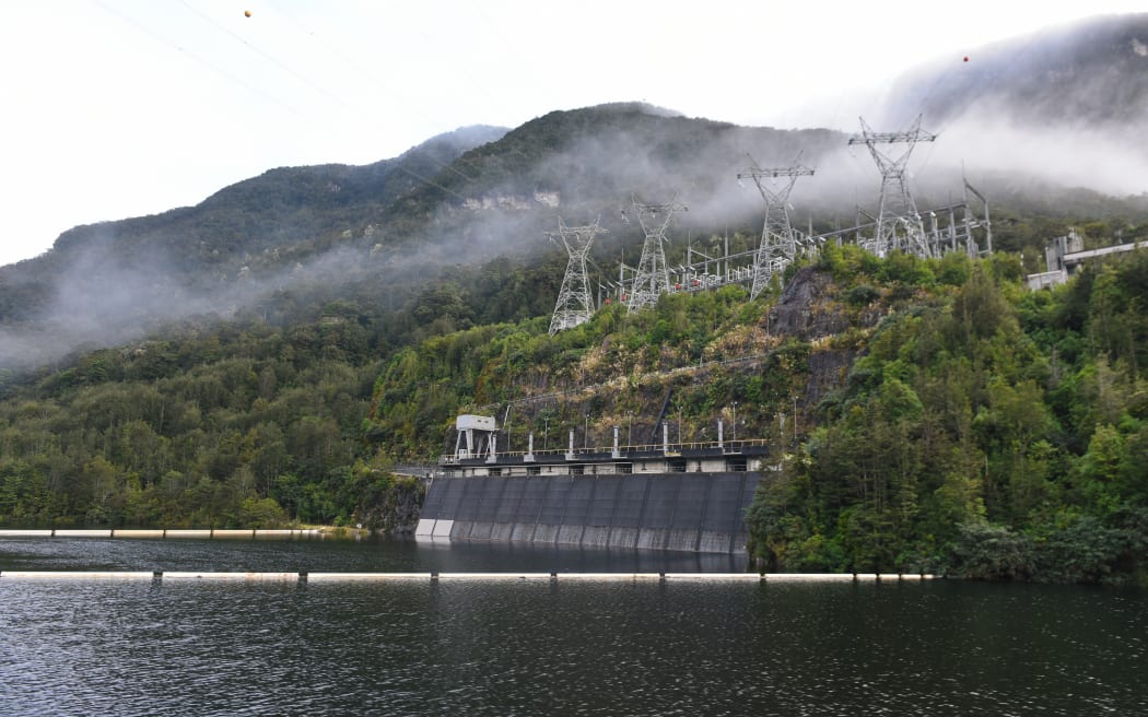Full hydro lakes boost power firms' profits and renewable projects ...
