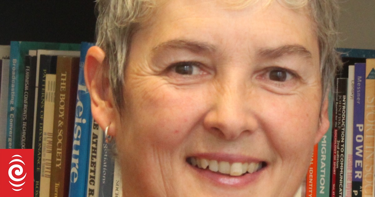 Toni Bruce on National Novel Writing Month | RNZ