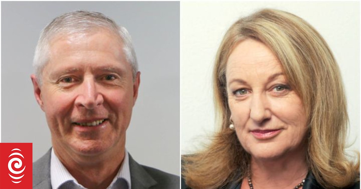 Three NZ journalists detained in Fiji | RNZ