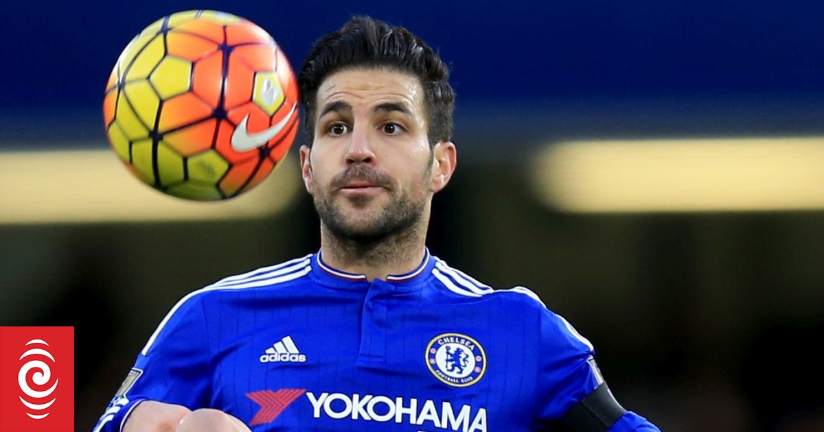 Chelsea farewell Terry as they lift title | RNZ News