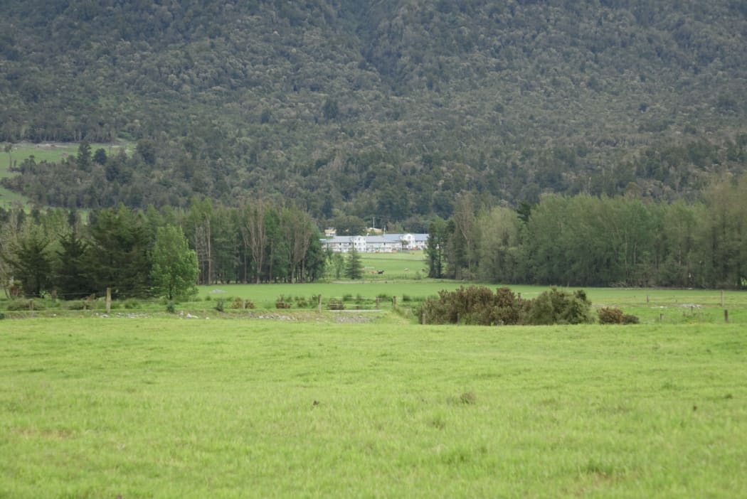 Gloriavale documents give insight into community life | RNZ News