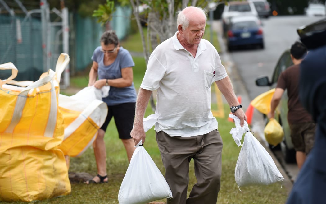 Queensland cyclone leaves trail of destruction | RNZ News