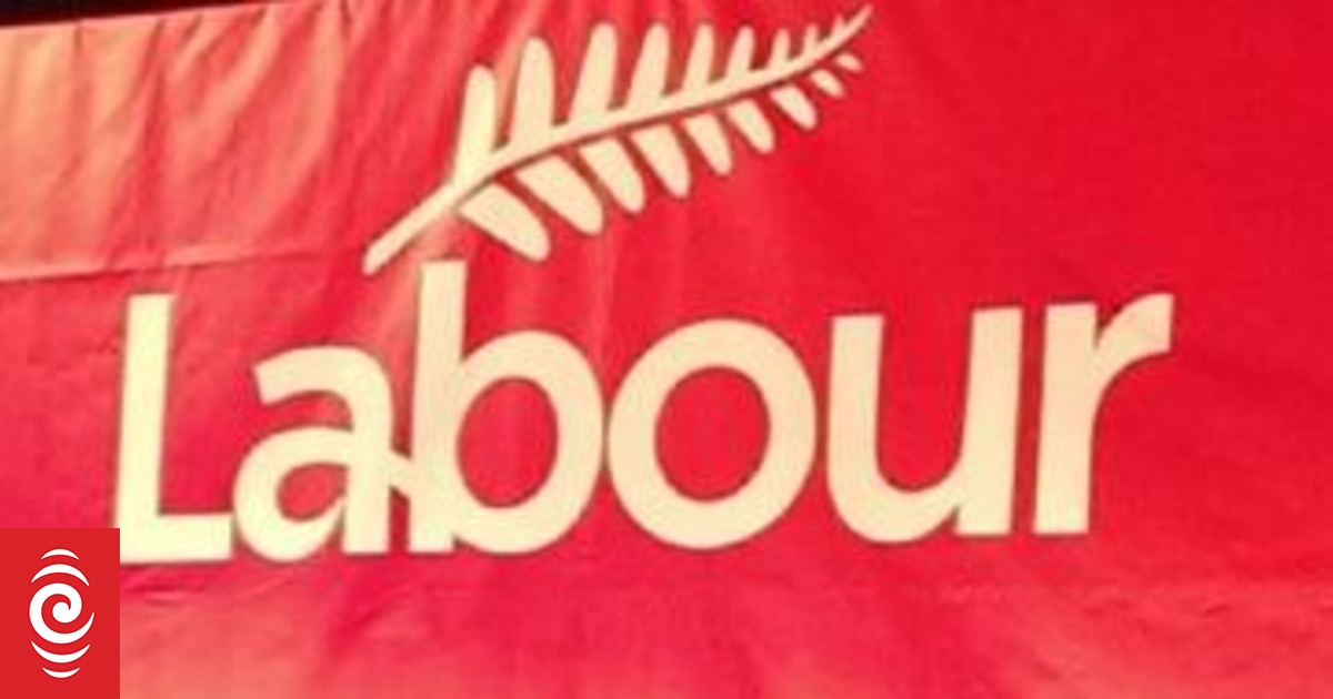 Labour unveils its campaign slogan for this year's election | RNZ