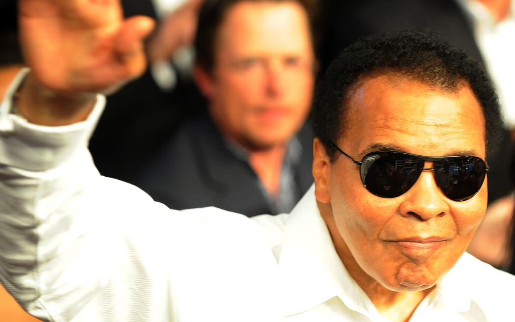 Heavyweight boxer Muhammad Ali dies | RNZ News