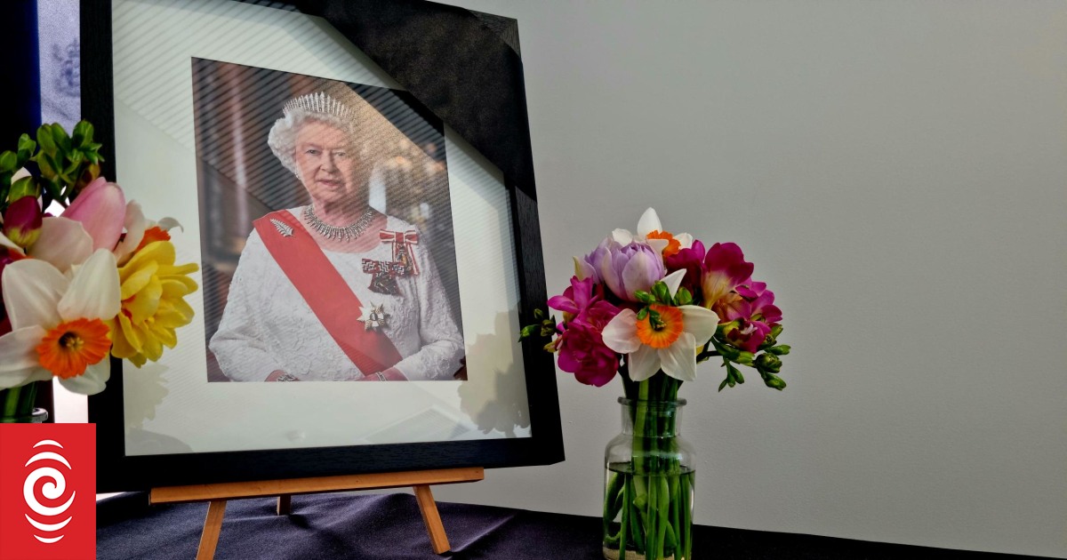 MPs back at Parliament for new King, pay tribute to Queen | RNZ