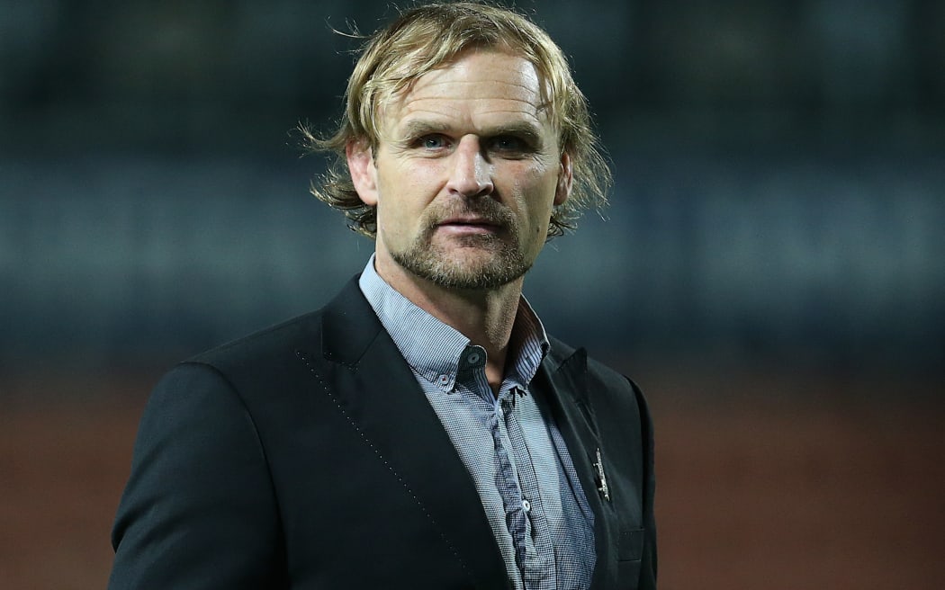 Robertson re-signs with Crusaders, rules himself out of All Blacks job ...