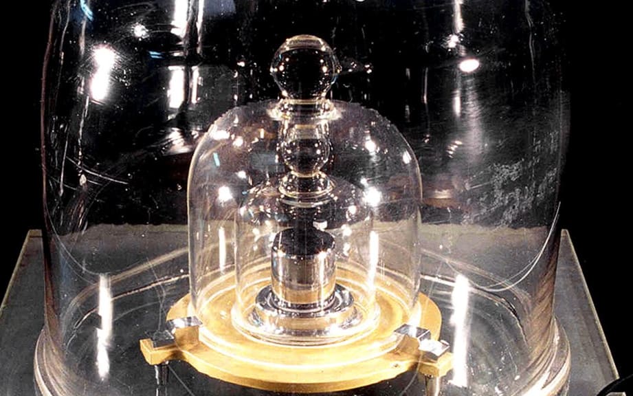 Kilogram gets a new definition | RNZ News
