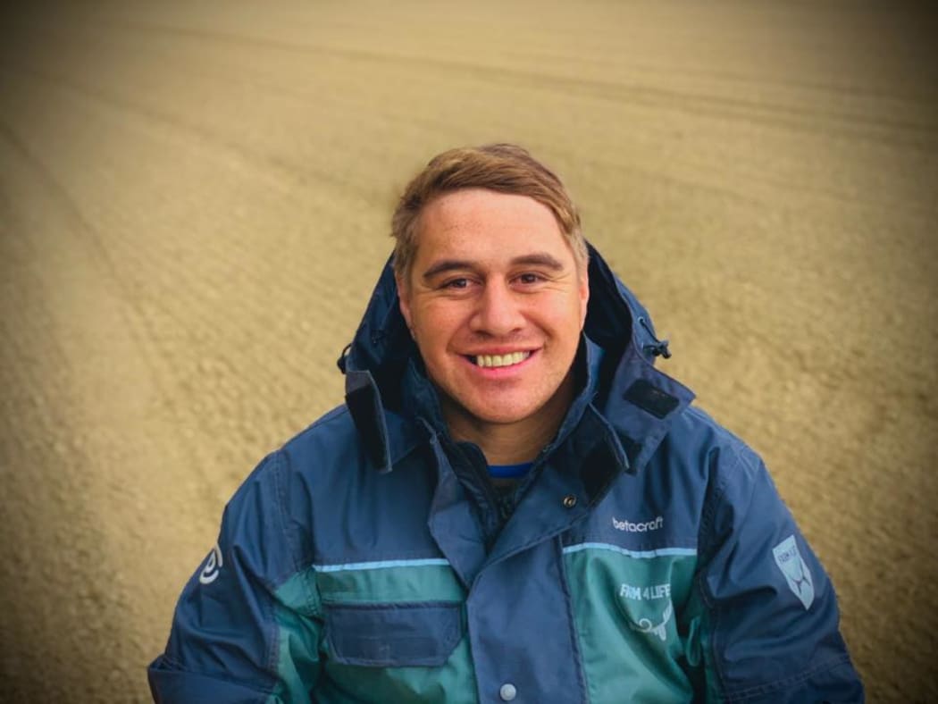 Tangaroa Walker: dairy farming during lockdown | RNZ