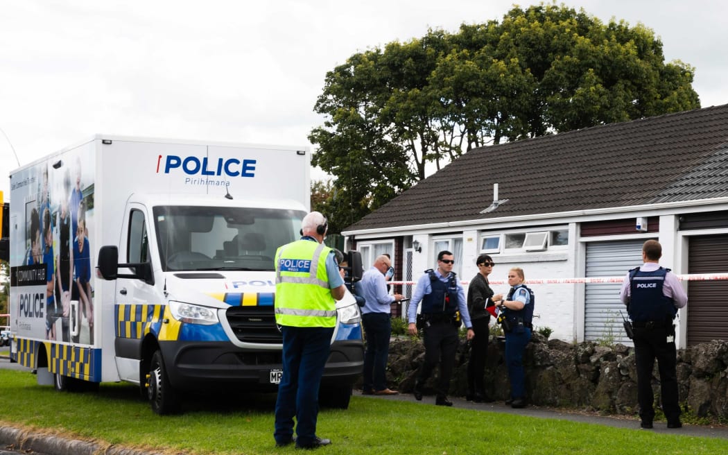 Deaths, injuries after 'serious incident' in Epsom - police | RNZ News