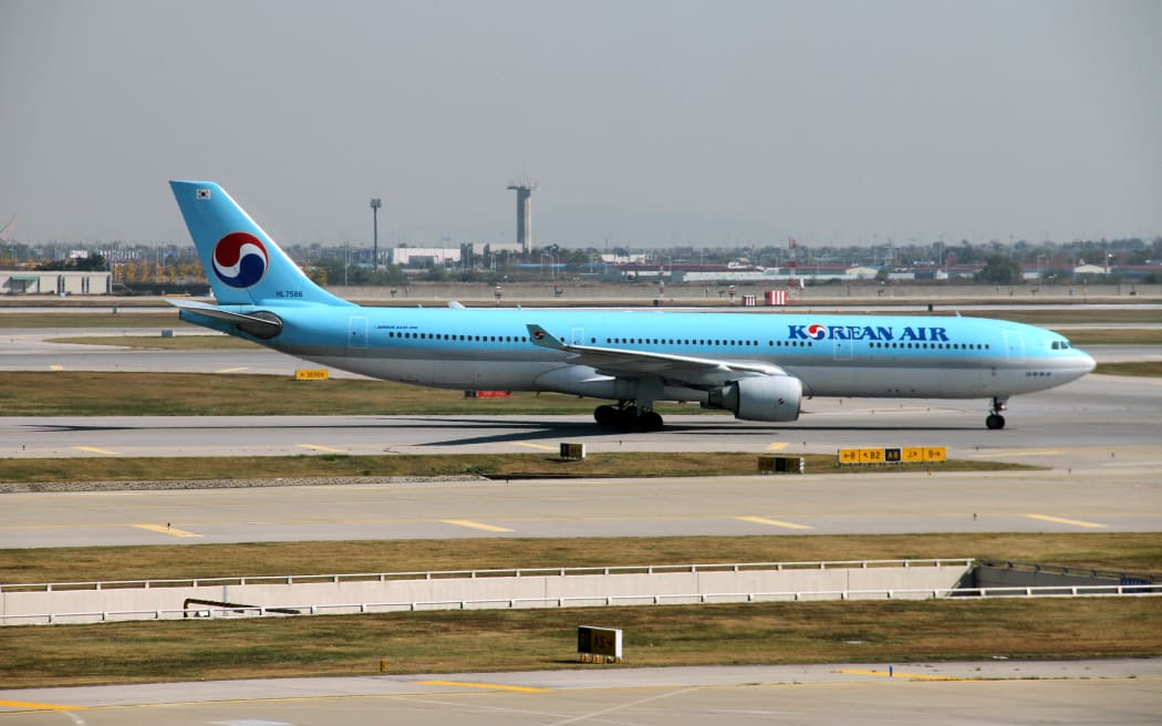 Korean Air says jet overran runway in Philippines, no injuries reported | RNZ News