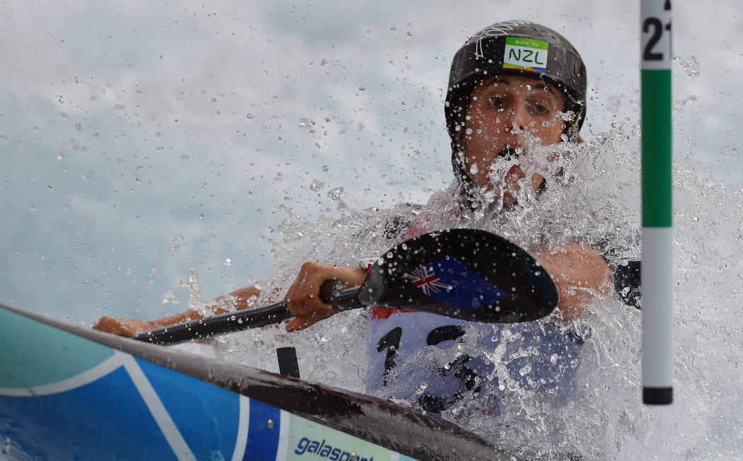 Luuka Jones wins silver in canoe slalom | RNZ News