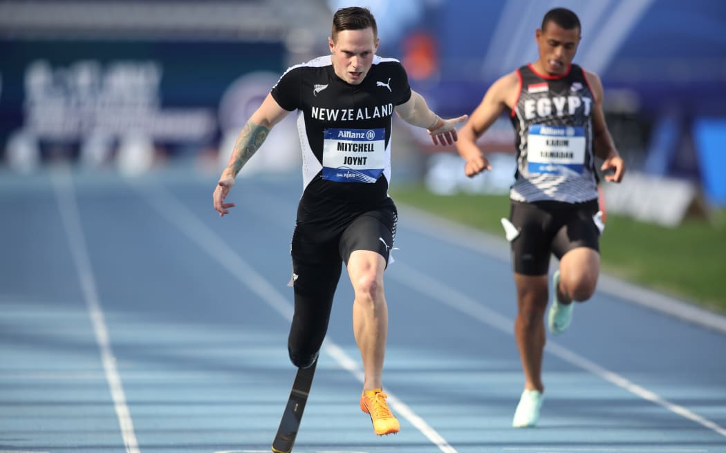 Joynt wins ninth NZ medal at world para athletics champs | RNZ News