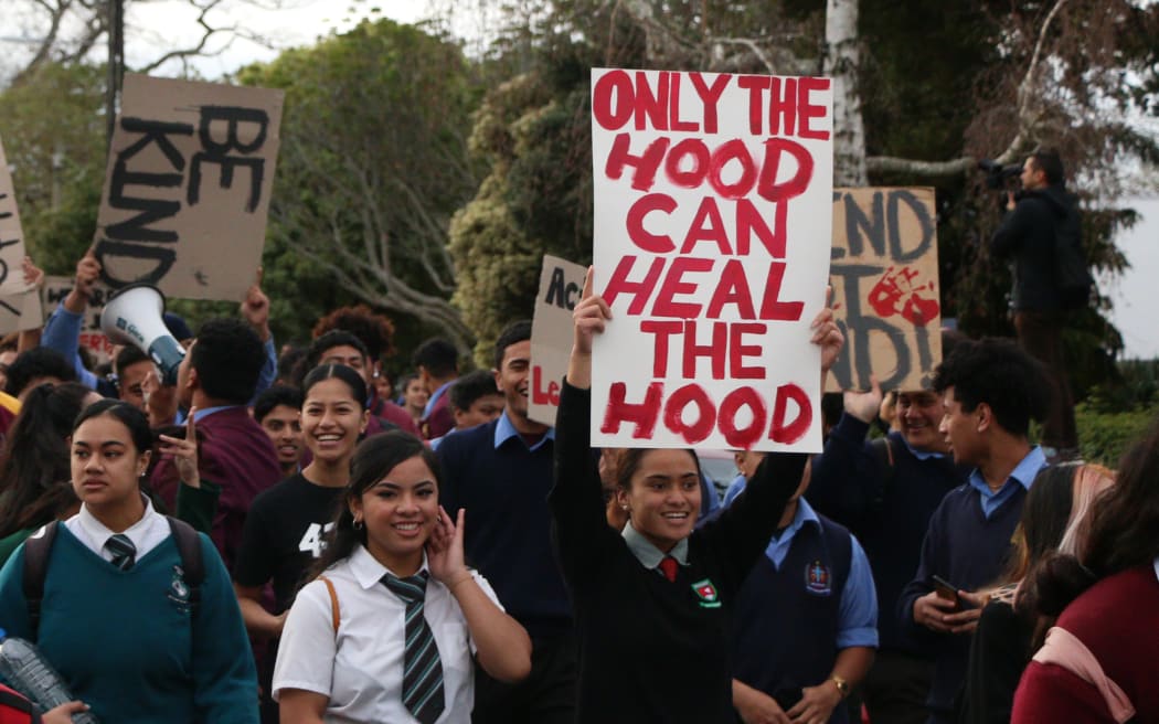 Photo essay: South Auckland students rally for unity, inter-school ...