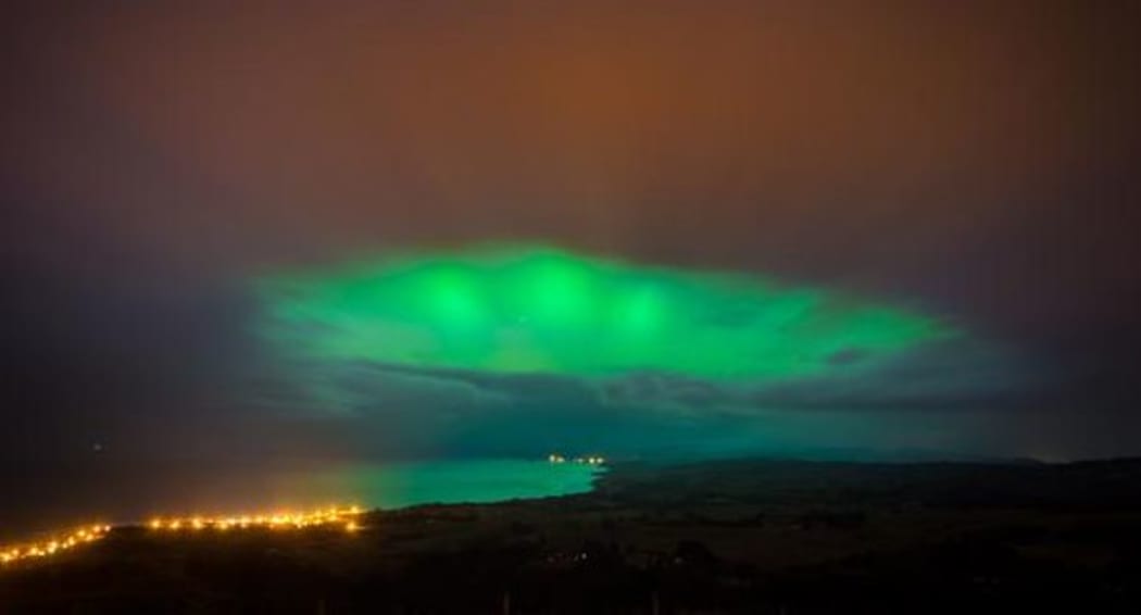 Green sky at night, NZ's delight | RNZ News