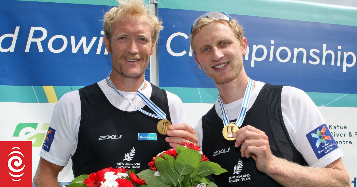 Murray and Bond remain top ranked rowers | RNZ News