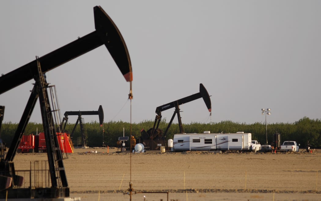 Oil giant defends fracking | RNZ News