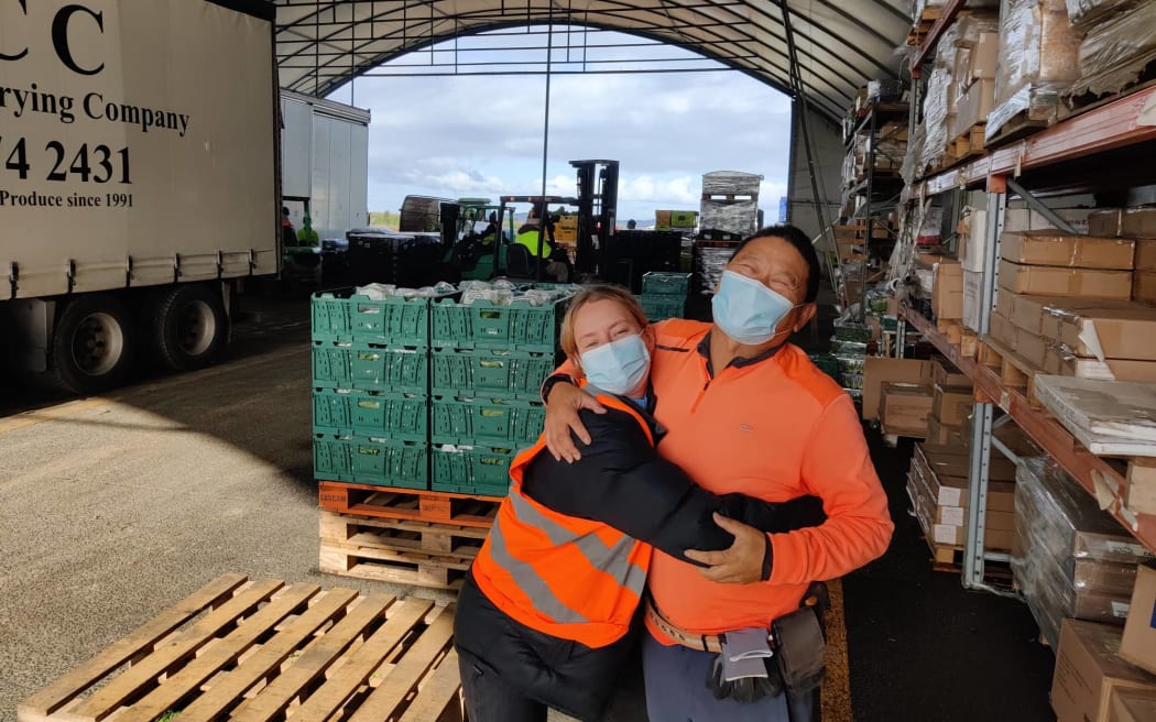 Demand grows for 'wonky' fruit and vege service | RNZ News