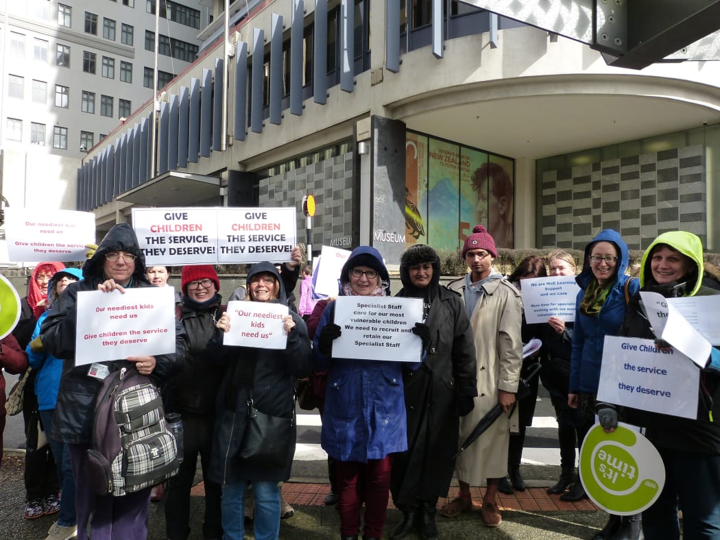 Learning support specialists take strike action for first time | RNZ News