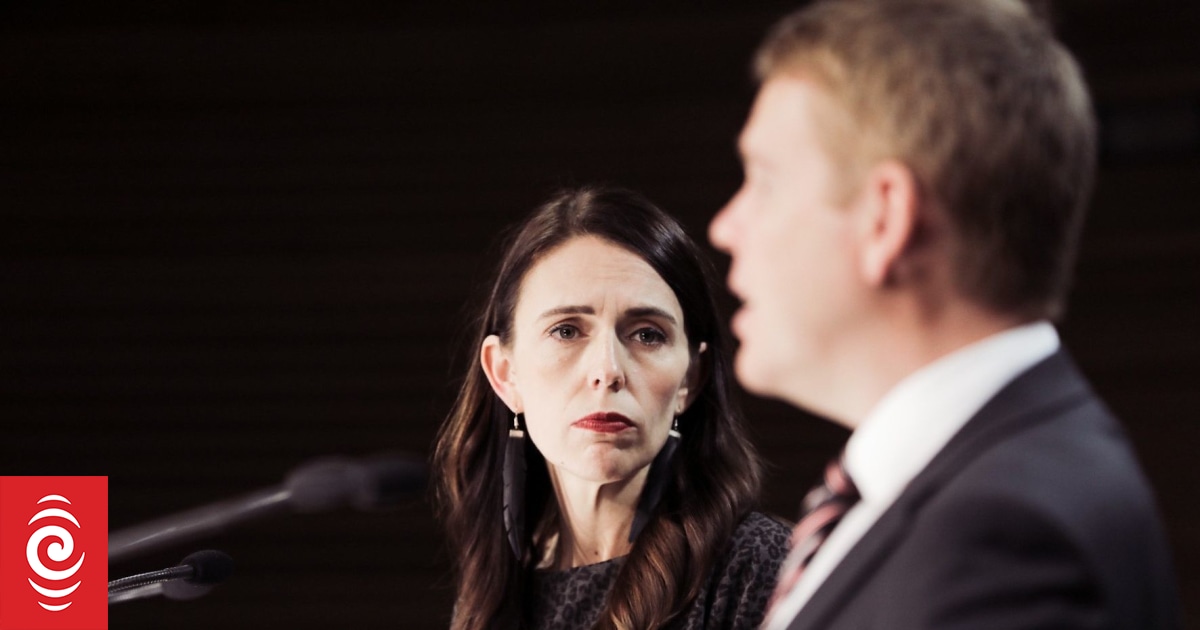 Government to consider mandatory masks, QR code scanning - PM Jacinda ...